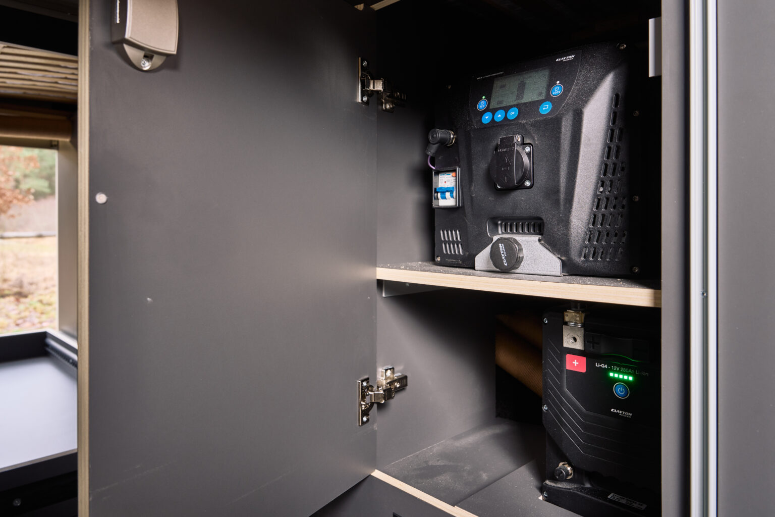 MERCEDES-BENZ SPRINTER YETI EXPLORER | VEO Vans